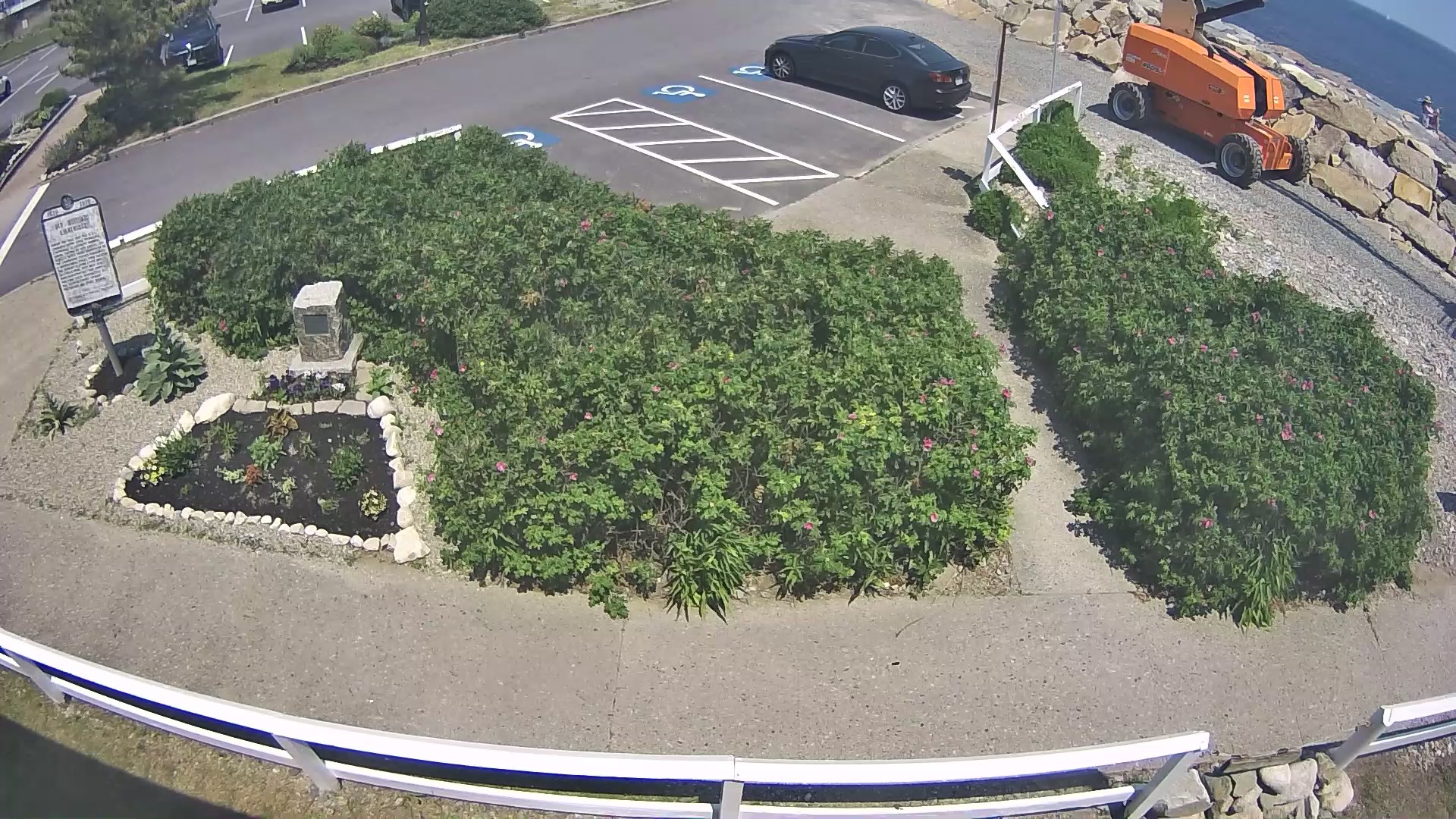 Stahr Family Memorial Web Cams – The Lightkeeper's Blog